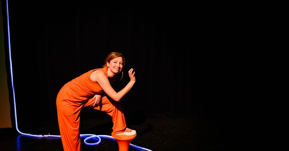 ANNE NEUTEBOOM — En dan nu Anne Neuteboom - reprise | De Kleine Komedie